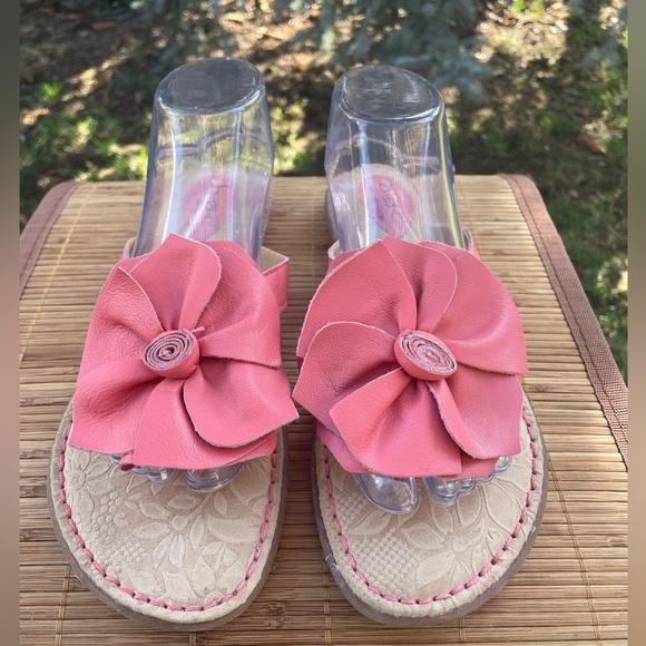 boc | Shoes | Born Boc Pink Genuine Leather 3d Flower Flirty Feminine ...